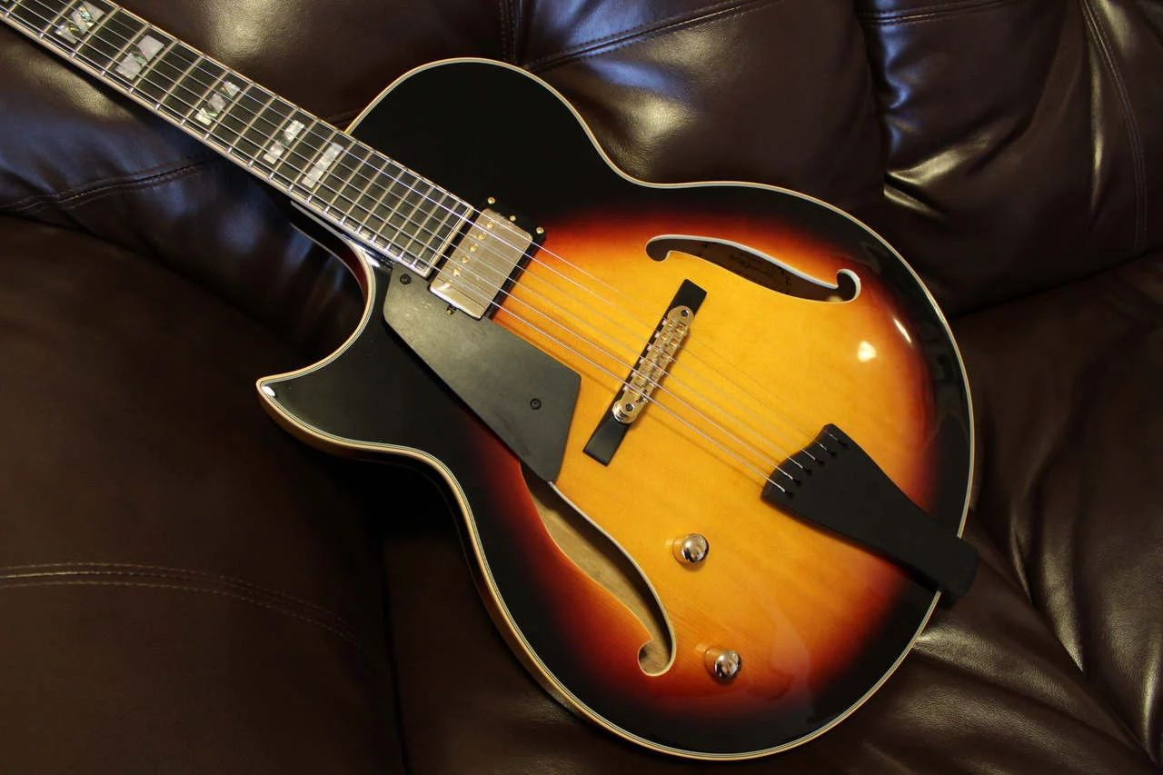 Voicemail from Paul McCormick • Conti Guitars